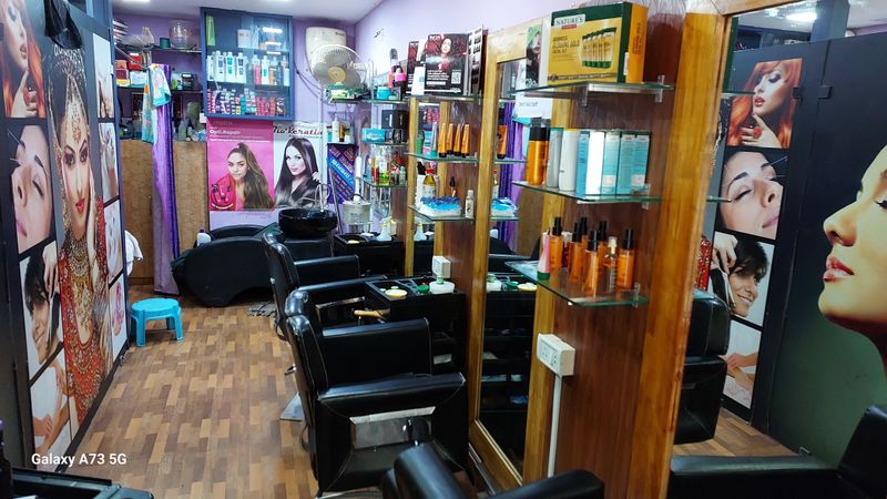 GloUp - Book Salons, Spas & Massage Parlors in One Place